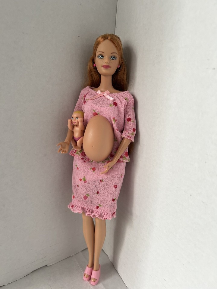 Happy Family Pregnant Midge Barbie Doll. L | eBay