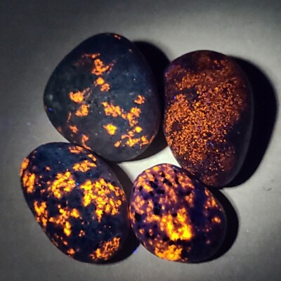 YOOPERLITE STONES FLUORESCENT SODALITE ROCKS FROM LAKE SUPERIOR GLOW ...