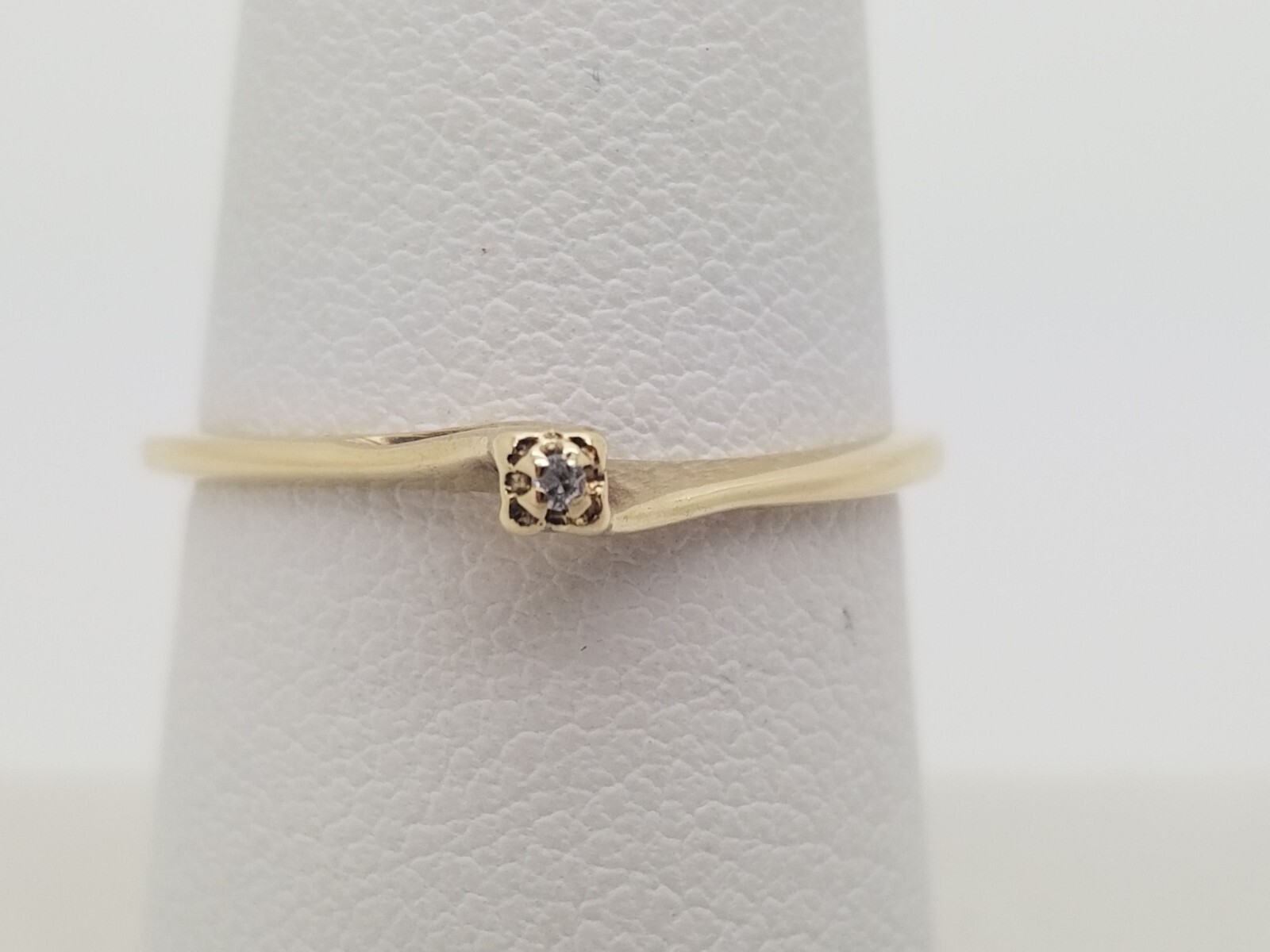 10K Yellow Gold Dainty Genuine Diamond Solitaire Prom… - Gem