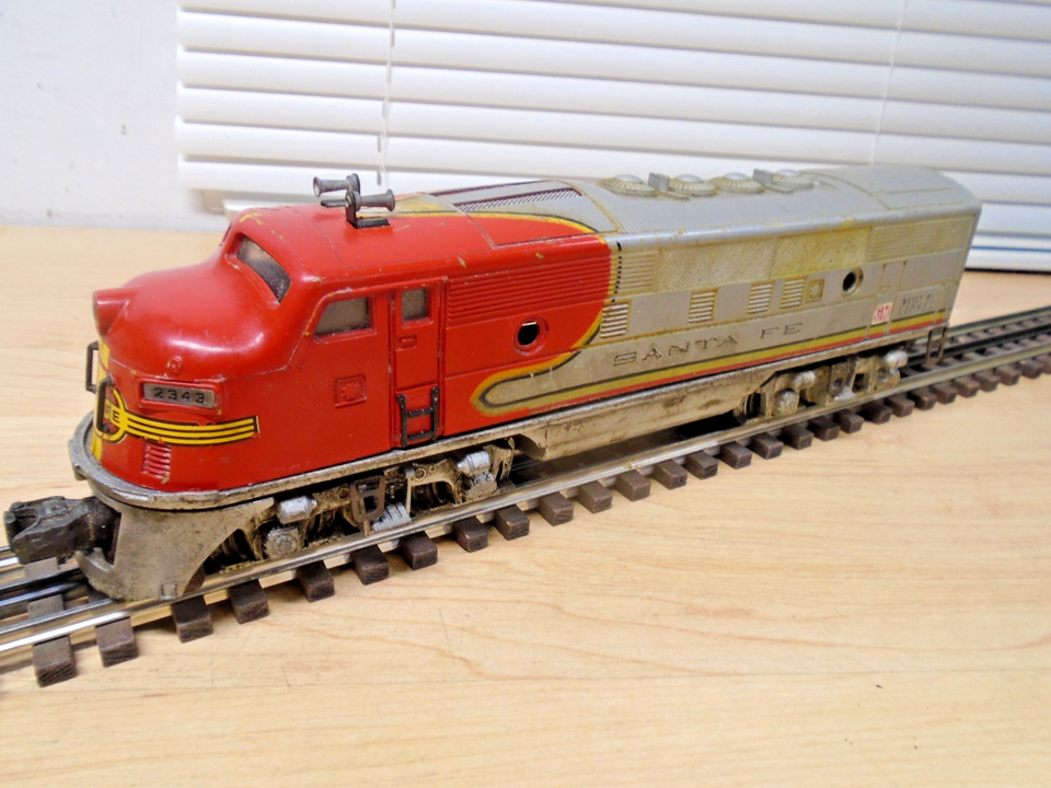 Lionel PostWar 2343 SF F3 Diesel SHELL+DRIVE TRUCKS ONLY PARTS | eBay