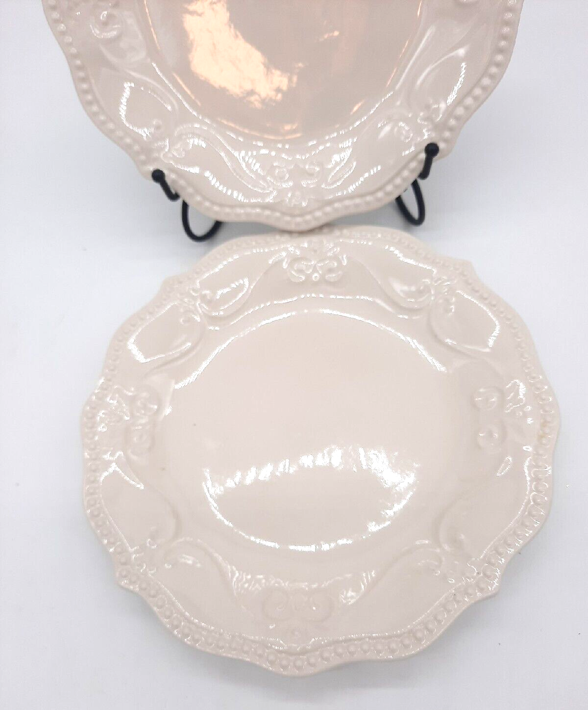 Pioneer Woman Paige Linen Set Of Two 7.5" Salad Plates Scalloped Edge ...