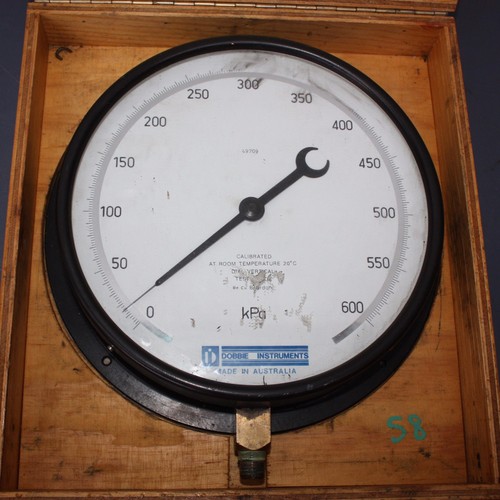 DOBBIE INSTRUMENTS 49709 0 - 600 kPa CALIBRATOR PRESSURE TEST GAUGE ...