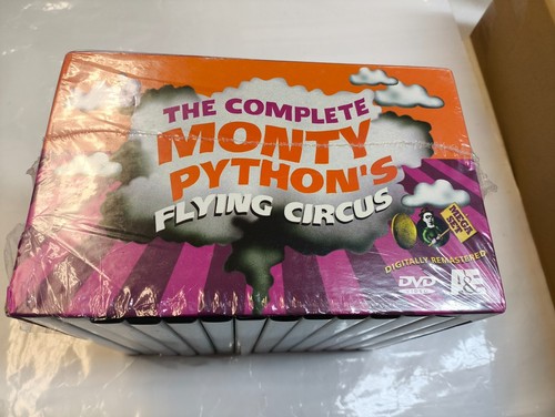 THE COMPLETE MONTY PYTHON'S FLYING CIRCUS DVD Collection Region 1 - CG ...