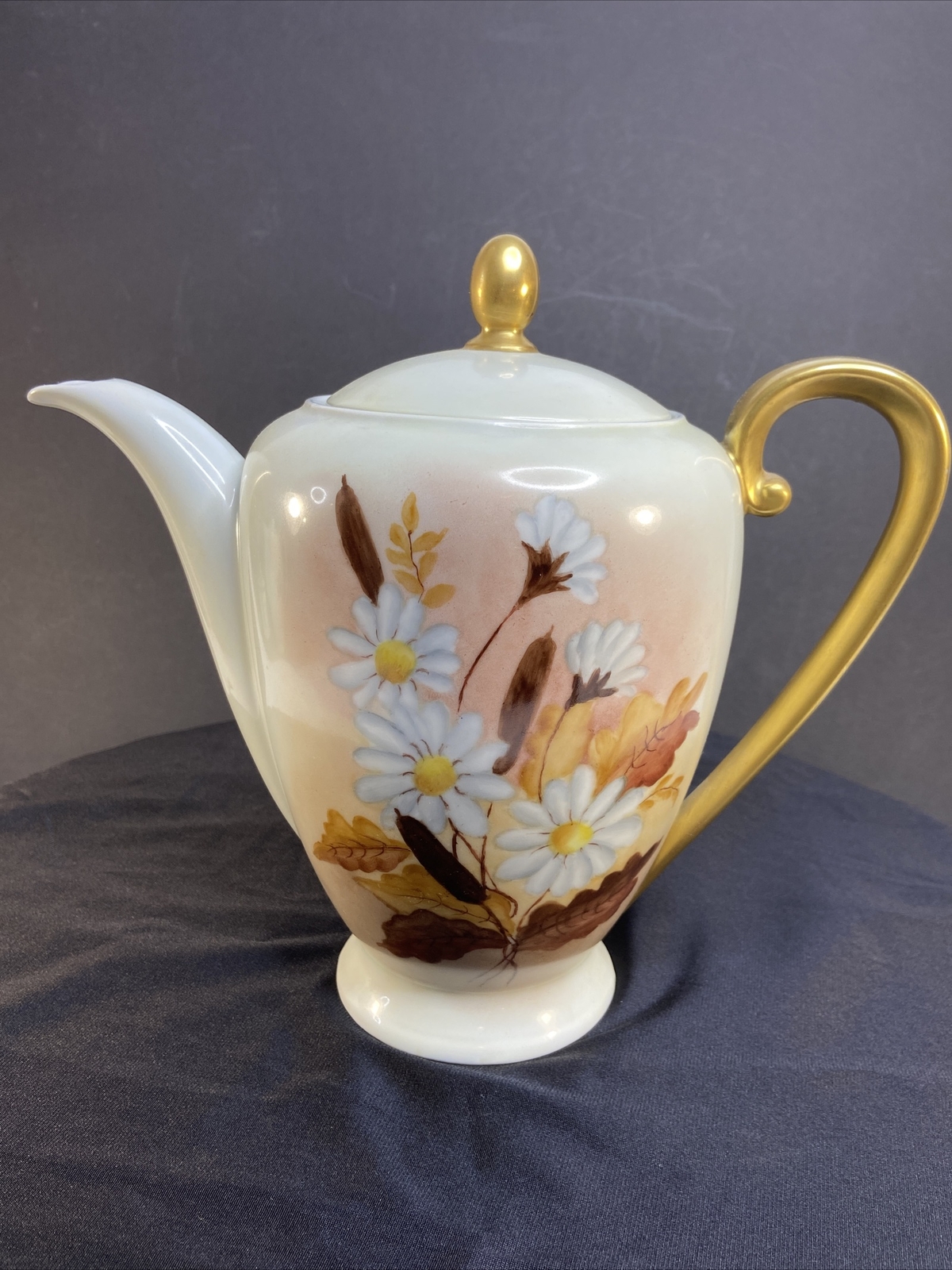 P T Tirschenreuth Coffee Tea Pot Bavaria Germany Gold Gilt 60s Daisy ...