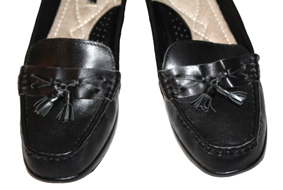 Thom McAn Women's Winsor Black Navy Tassel Moc Mocassin F Leather ...