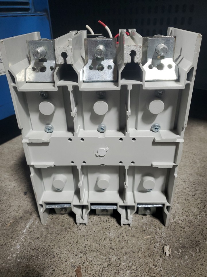 ABB AF750-30-11 1SFL637001R7011 AC Contactor 100-250V AC/DC FREE ...