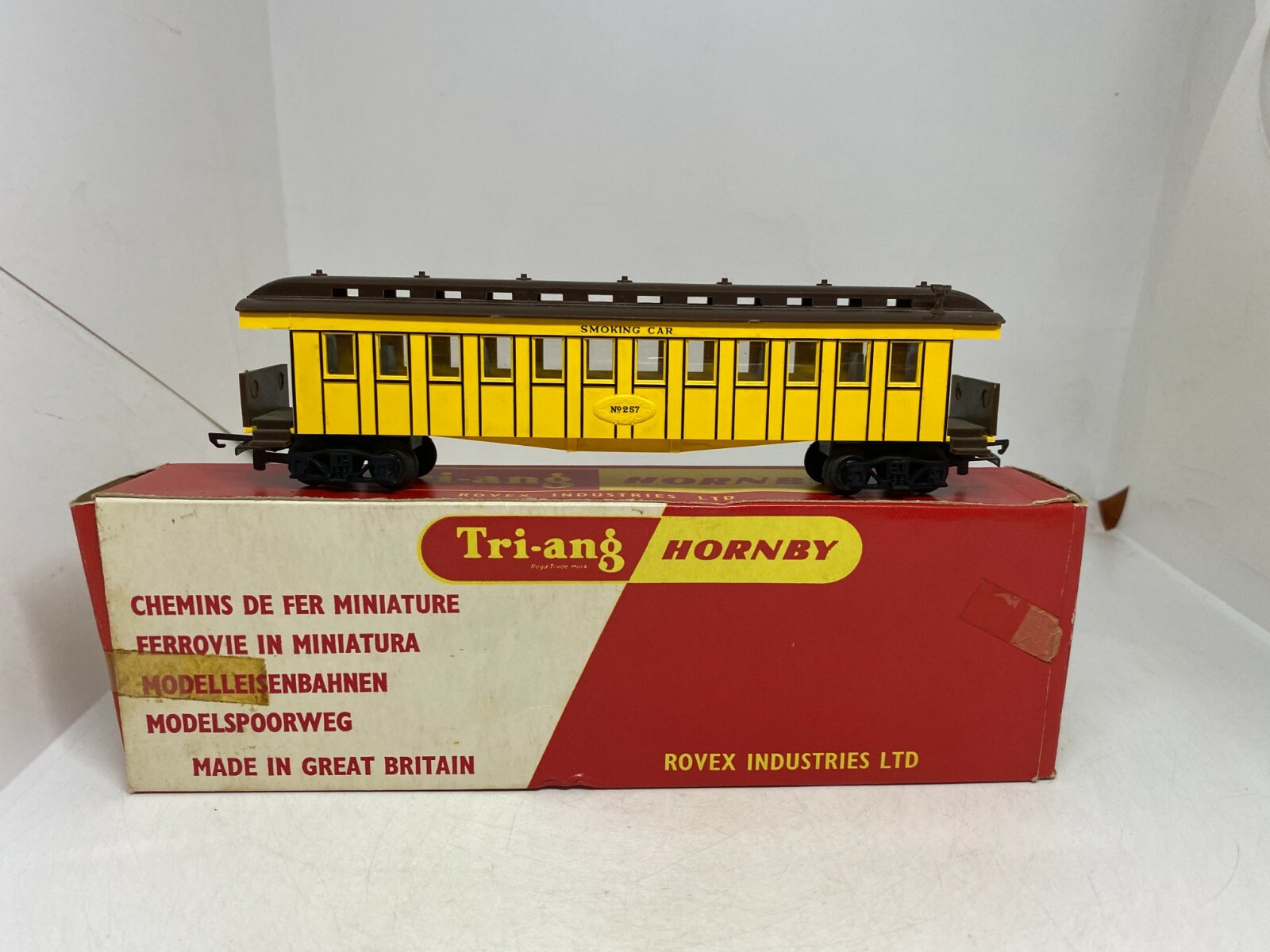 Triang Hornby OO Gauge Railways R448 Old Time Coach for Davy Crockett ...