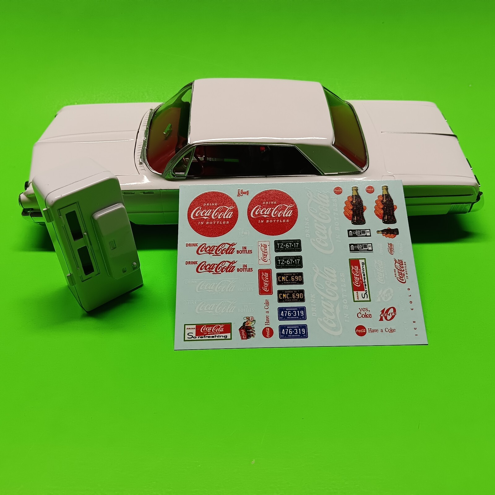 AMT Coke Machine Coca Cola Diorama 1/25 die cast vintage decal sheet 55 ...