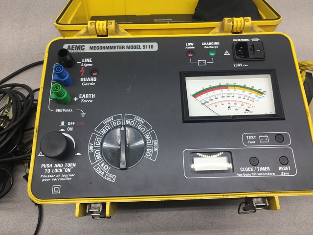 AEMC Model 5110 5000v Megohmmeter Megger Nist CALIBRATED for sale ...