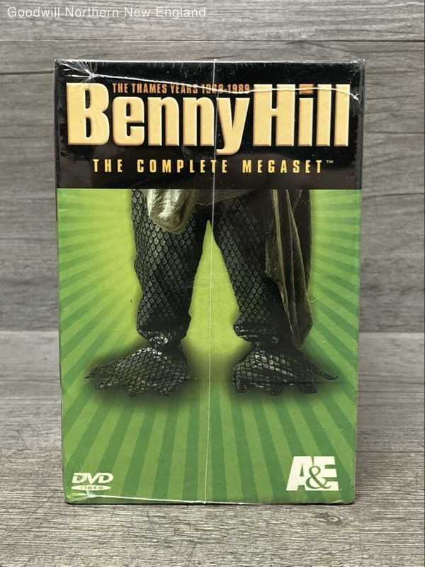 NEW SEALED! Benny HIll Thames Years 1969-89 Complete DVD Megaset Sketch ...