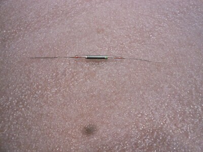 OHMITE / VICTOREEN RESISTOR PART # RX-1M-111 NSN: 5905-01-252-5742 RX1 ...