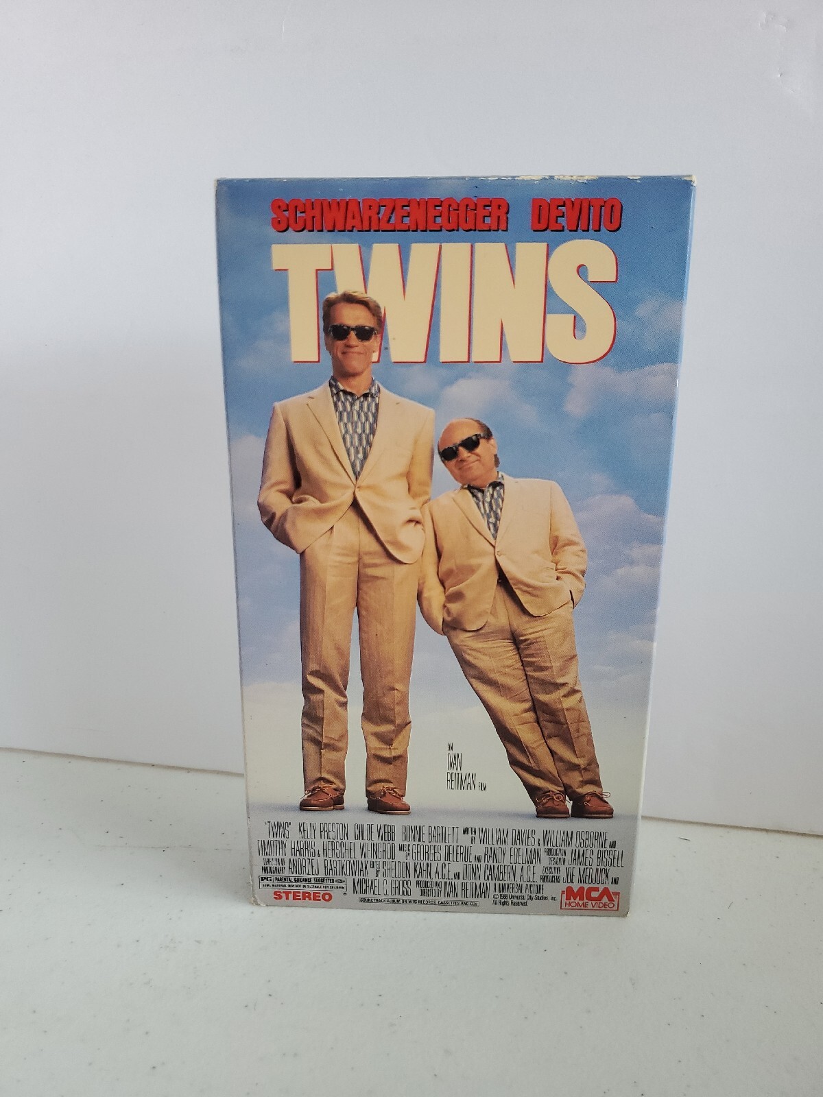 TWINS (VHS 1989) Arnold Schwarzenegger Danny DeVito | eBay