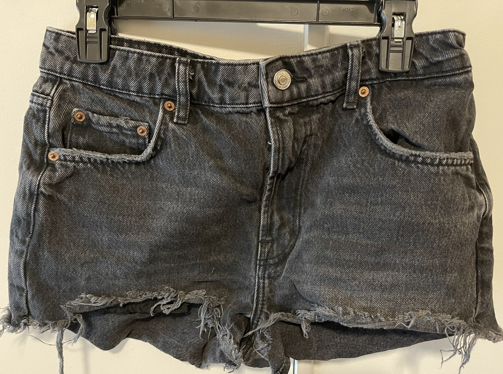 Zara Distressed High Rise Curved Jean Shorts Size 8 F… - Gem