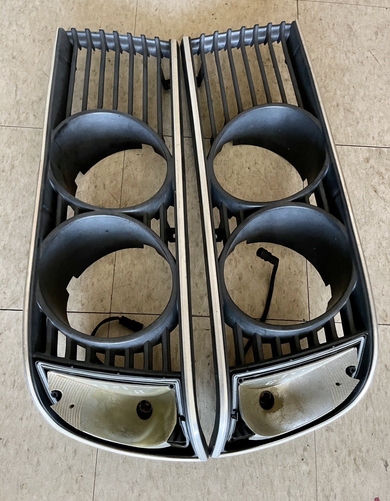 Vintage BMW E24 635csi 633i M6 Front Left and Right Headlight Trim ...