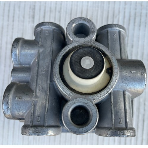 BENDIX ESSEMBLY VALVE T-5019483 AND ABS VALVE Z013356R for sale online ...