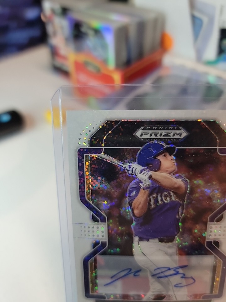 2022 Prizm Draft Picks Jacoby Berry White Sparkle Prizm Card Auto 1/1 ...