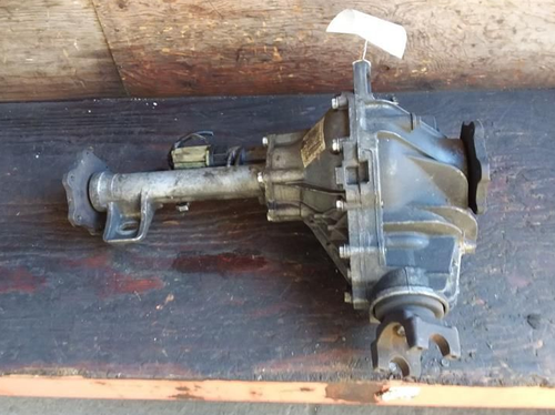 2009-2013 Chevrolet Silverado 1500 Tahoe Front Differential Carrier 3. ...