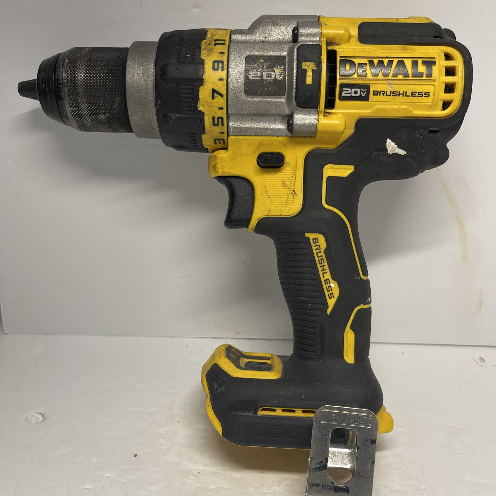 DeWalt DCD999 20V MAX 1/2" Brushless Cordless Hammer Drill/Driver ...