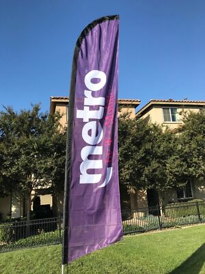 Metro by T Mobile WINDLESS SWOOPER FLAGS BANNER COMPLETE KIT- ON SALE ...