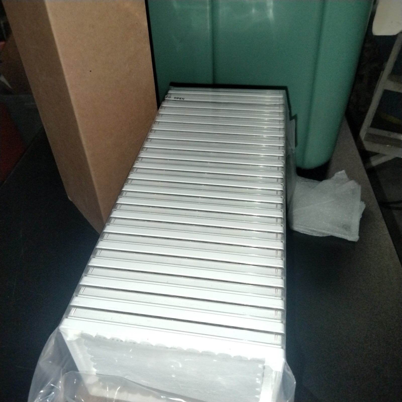 Microplate Corning Costar 3917 Assay Plate 96 Well with Lid 20/Pack | eBay