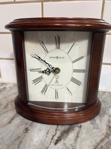 Howard Miller Radio Controlled Accuwave Mantle Clock Cherry Wood Works ...