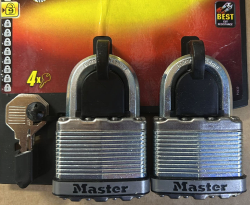 2x Master Lock Excell Heavy Duty Laminated Steel Black Open Shackle ...