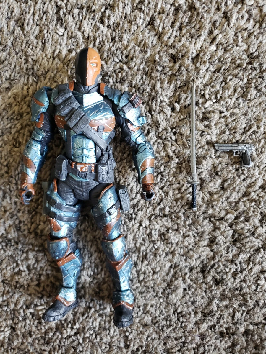 Deathstroke Figure