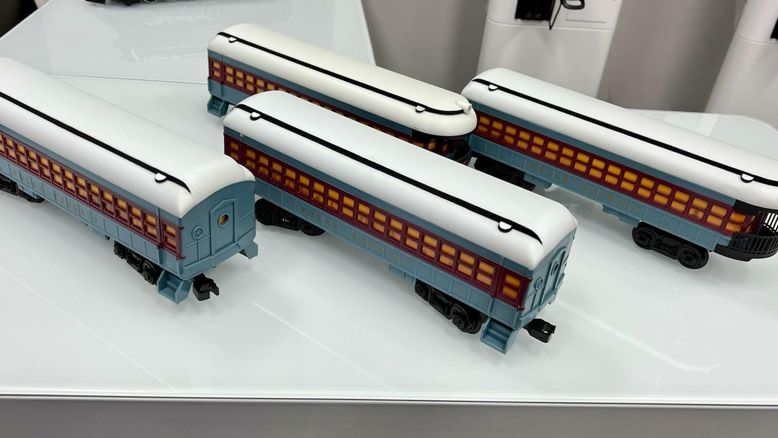 POLAR EXPRESS Train Set 7-11824 G Gauge (2xEngineCars, 2xCoalCars ...
