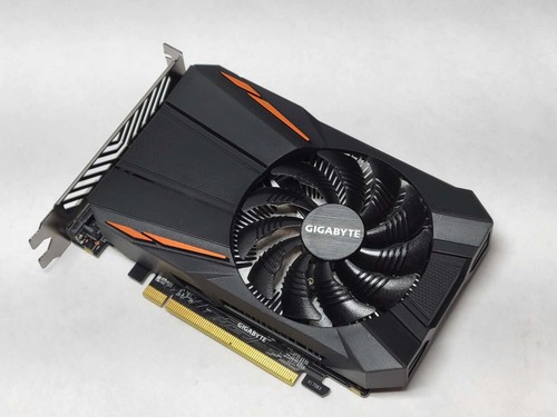 GIGABYTE AMD Radeon RX 550 2GB GDDR5 Graphics Video Card GPU GV-RX550D5 ...