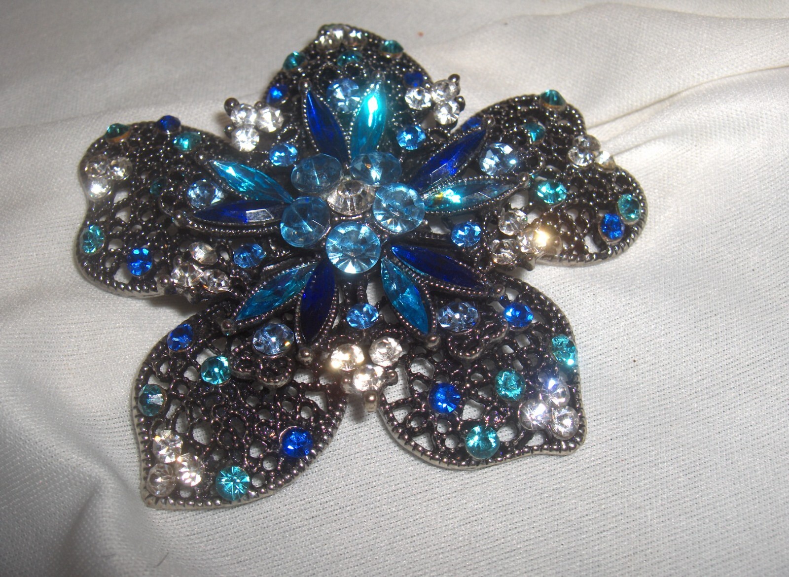 Vntg Huge Snowflake Flower Pin Brooch 3.25 " Blue Rh… - Gem