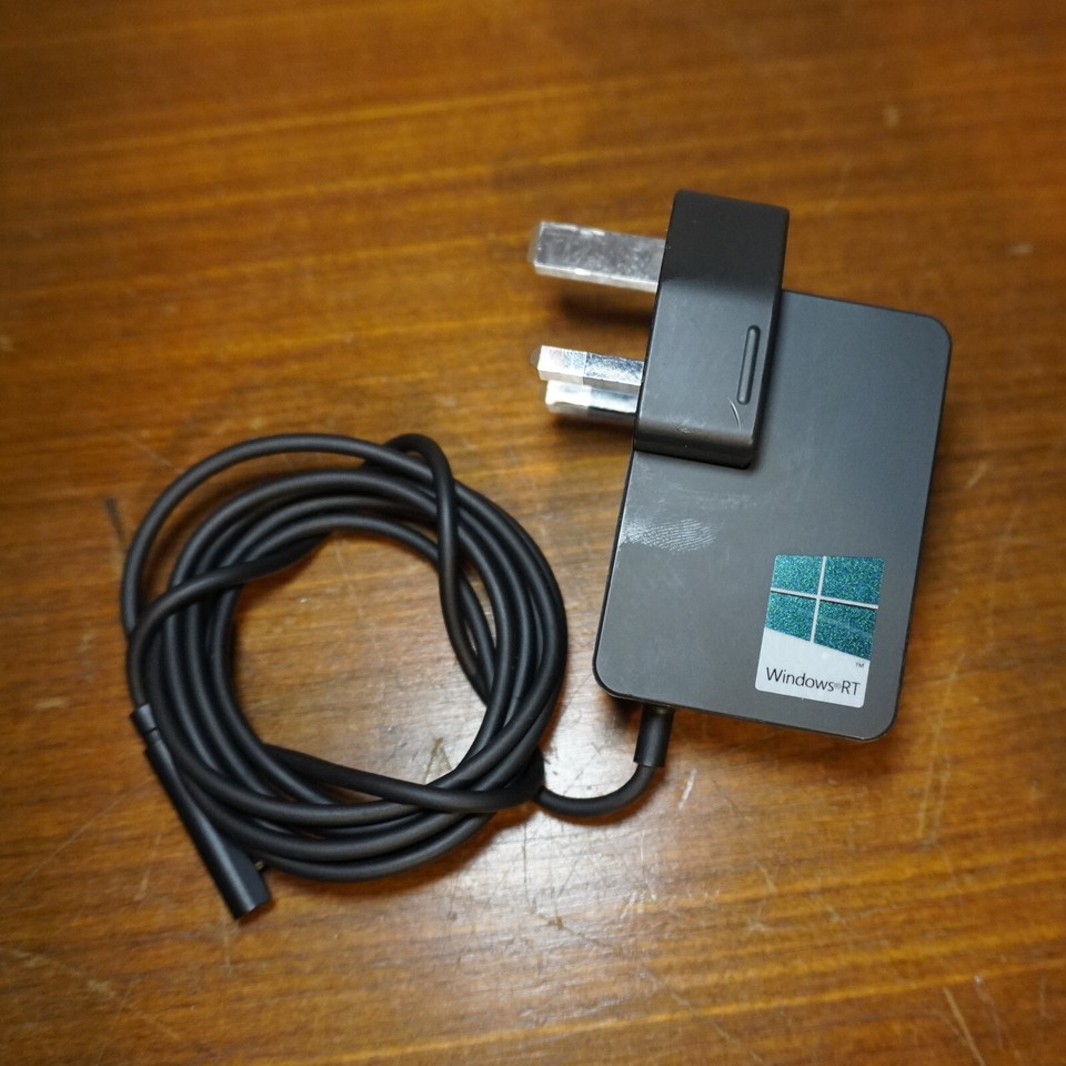 Microsoft Surface RT Windows 8.1RT 32GB Wi-Fi 10.6 inch Tablet - Black ...