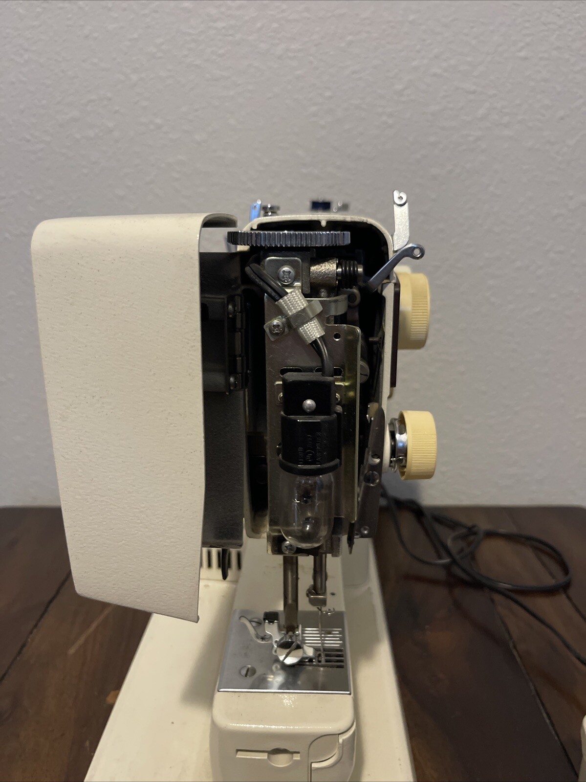 Riccar Super Stretch Sewing Machine Vintage Model 606 Working See ...