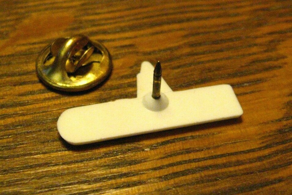 Idaho Ski Lapel Pin - Vintage ID Mountain Peak Skiing Skier Resorts ...