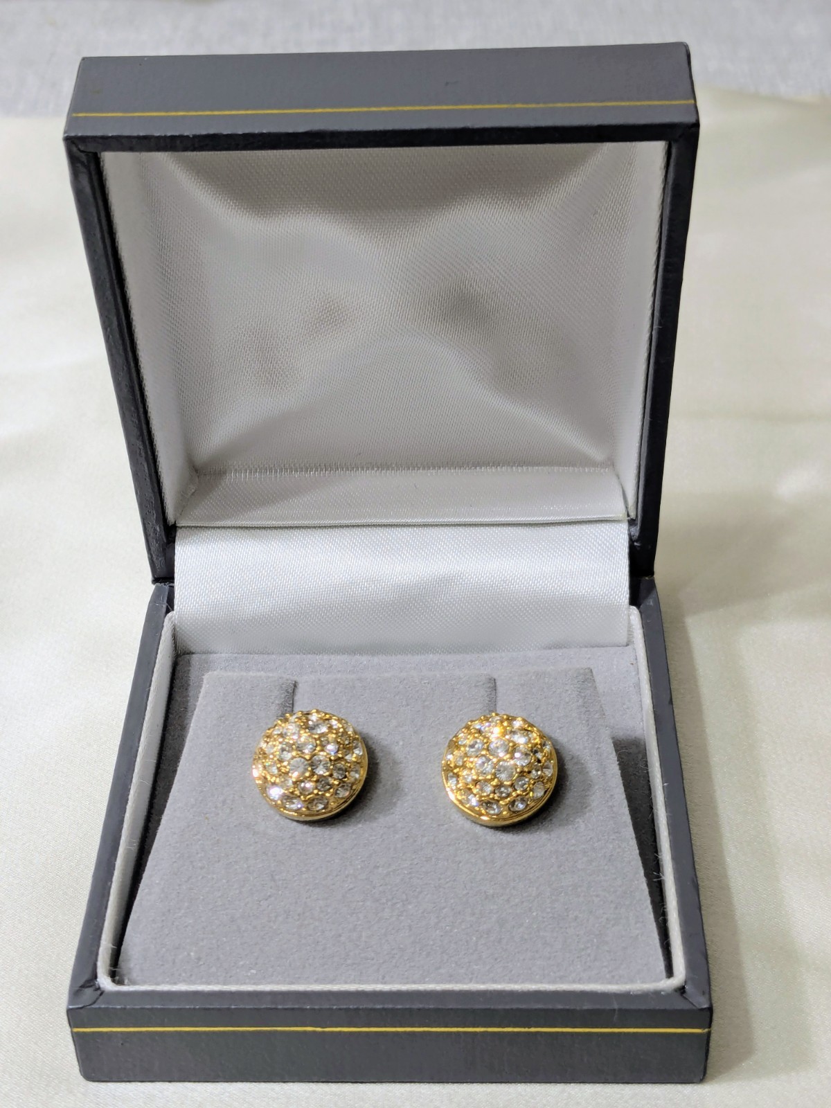 Vintage Swarovski Gold Tone Round Rhinestone Pave Clip on Stud Earrings ...