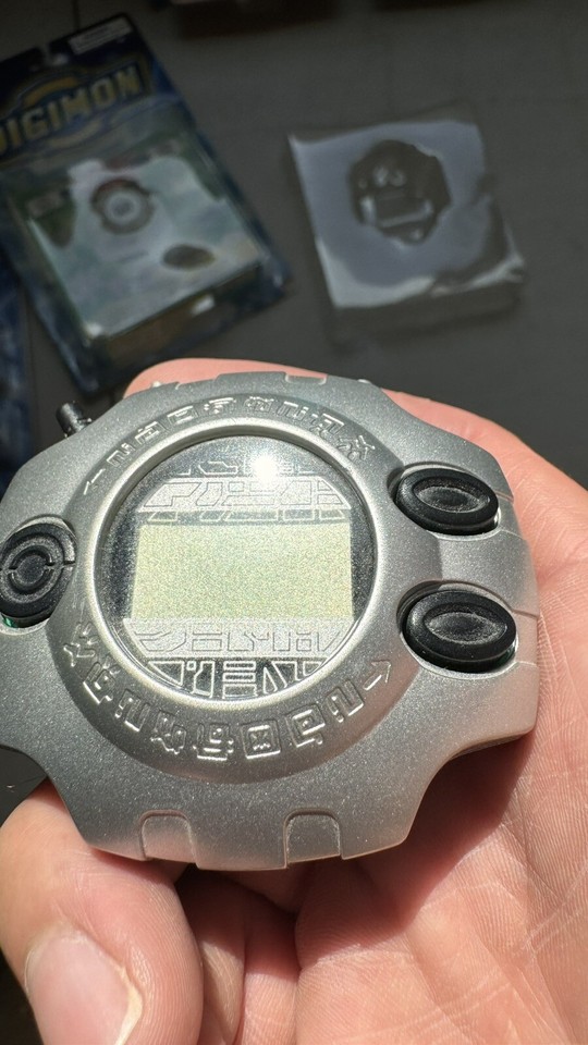 Digimon Digivice D2 Excellent Condition Silver Color Used | eBay