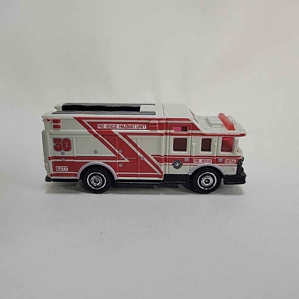 Matchbox Hazard Squad Fire Engine from Hazardous Materials Team 5-Pack ...