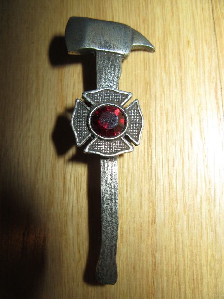 CL/FIREFIGHTER PIN/AXE/RED STONE/SILVER TONE/UNMARKED! | eBay