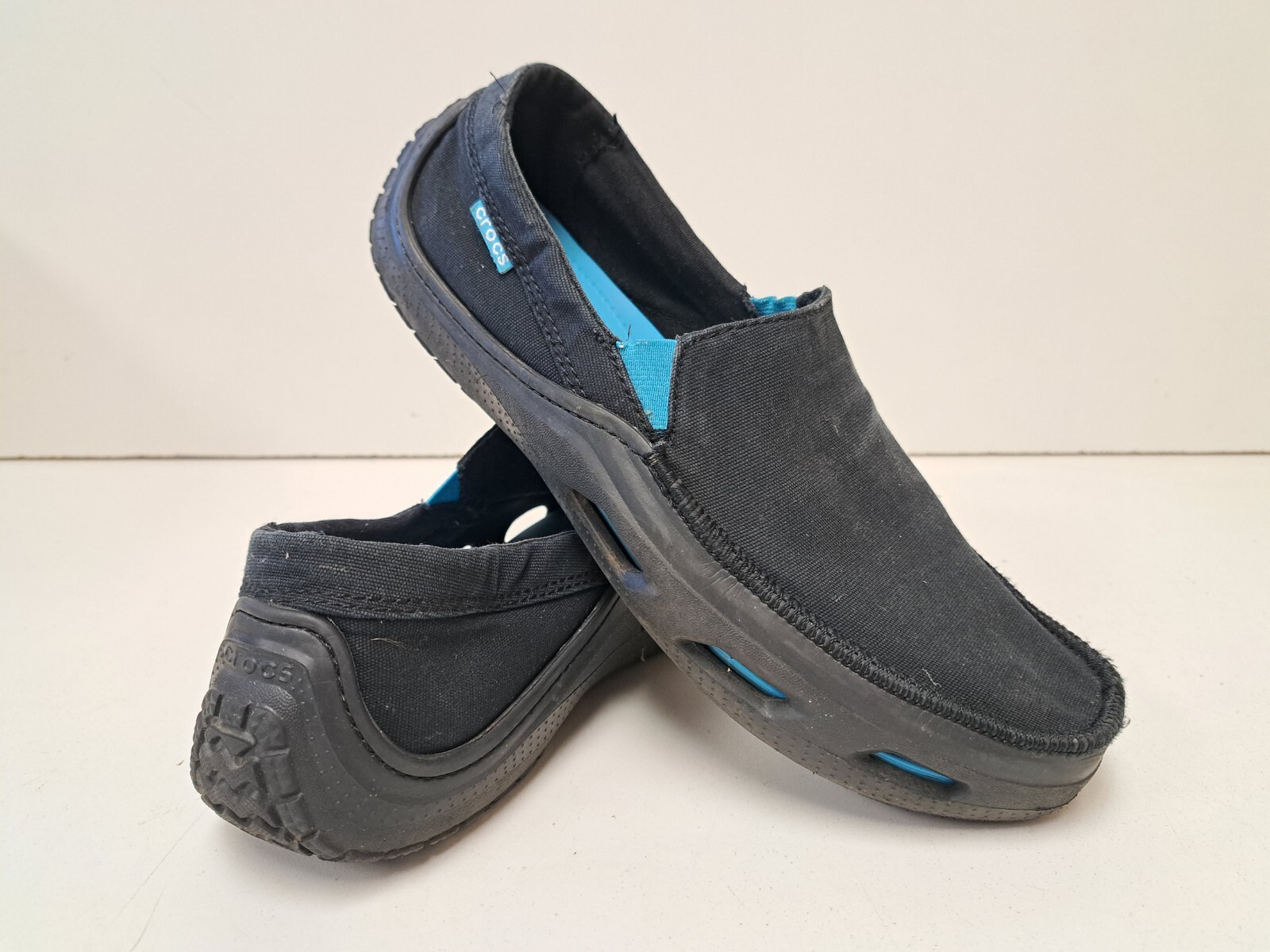 CROCS Mens Tideline Slip-On Beach / Water Shoes - Bla… - Gem