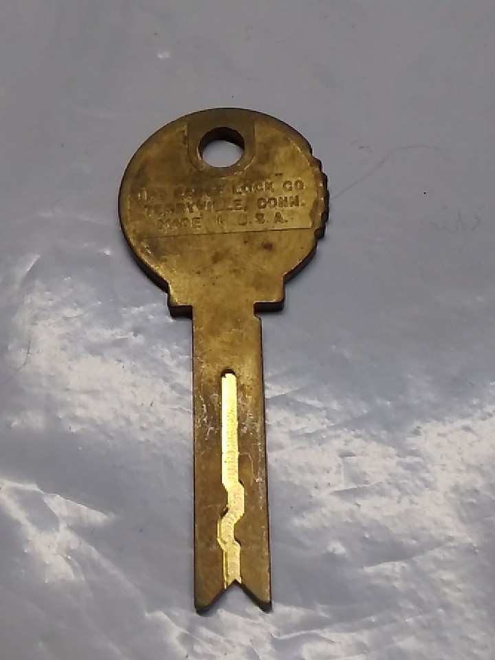 Bell Lock Key Antique Slot Machine Jukebox Penny Arcade # D2B133 D2B ...