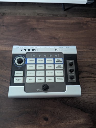 🎤 Zoom V3 Multi-Effect Vocal Processor for Live Performance | eBay