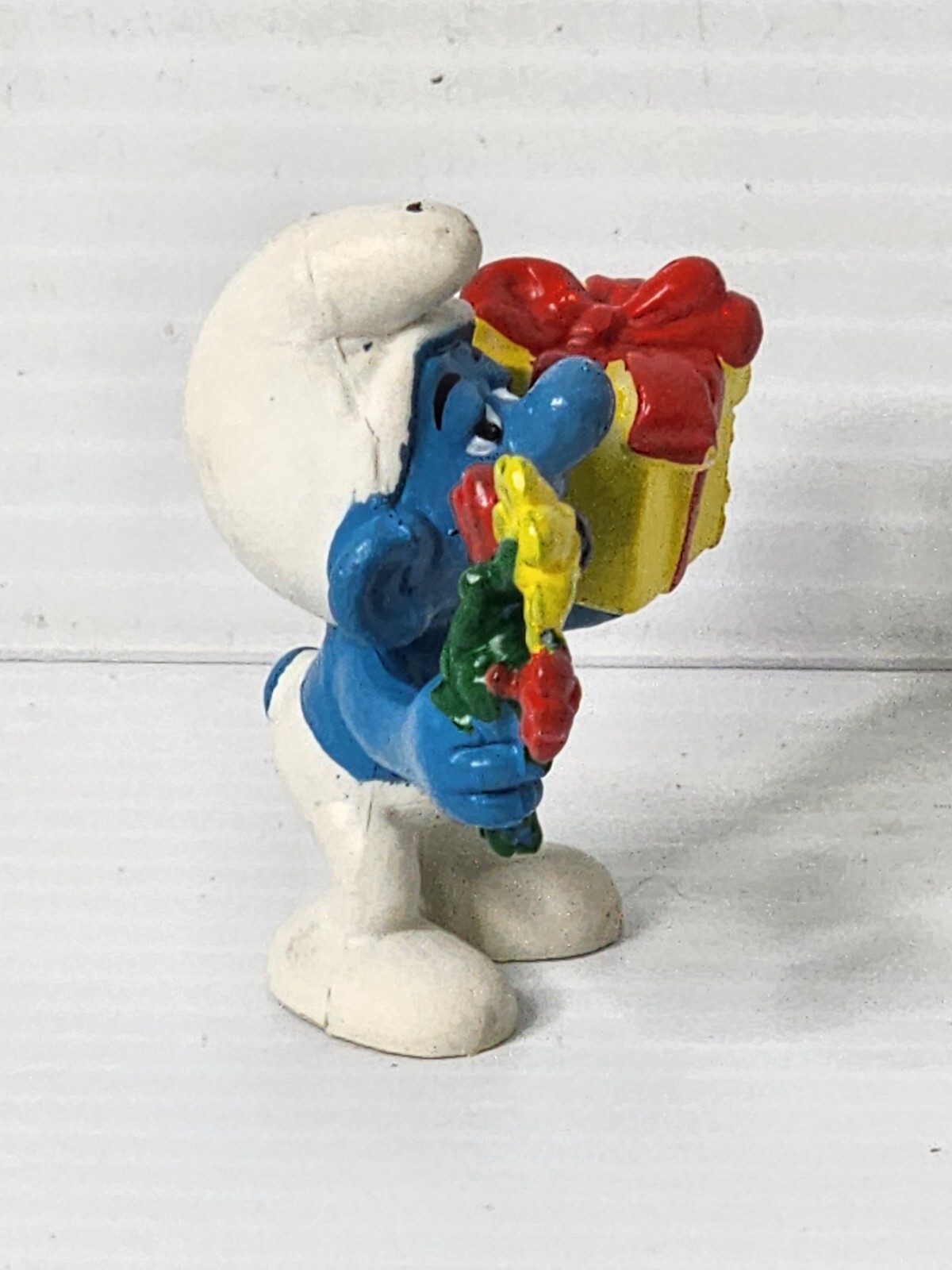 Vintage Smurfs Present And Flowers Smurf 1980 Schleich | eBay