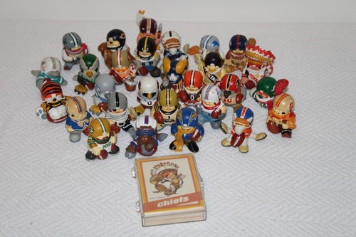 Very Rare Vintage 1983 NFL Huddles PVC Figures FULL SET of 28 Bills ...