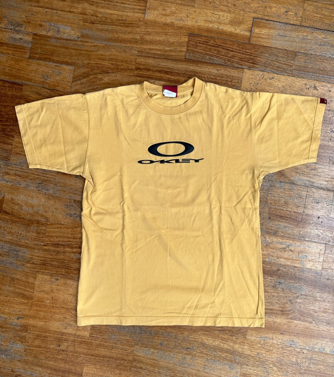 Oakley Old Logo Oakley Vintage Yellow T Shirt Stretched 3D Embossed