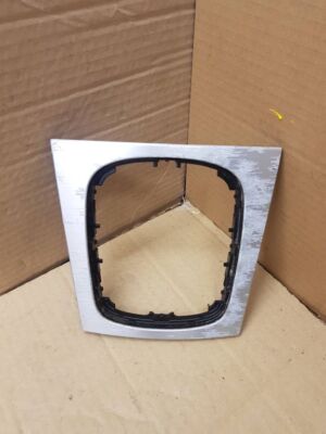 Audi A3 S3 A3 Sportback 8P 2007 Gear shifter surround trim plastic ...