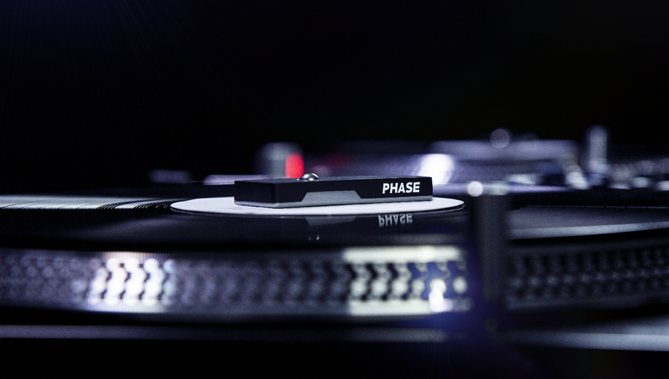 Phase DJ Essential 2-Remote Set With Receiver for Serato DVS ...