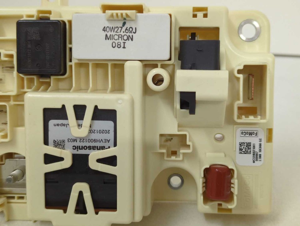 New OEM Genuine Ford Battery Junction Box 2020-2023 Escape Aviator L1MZ ...