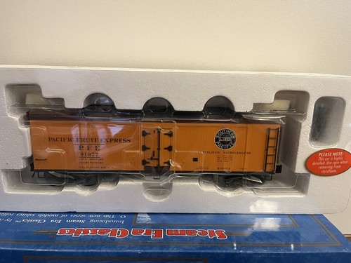 Atlas O Scale Pacific Fruit Express PFE Re-Built Wood Reefer 8155-7 NIB ...