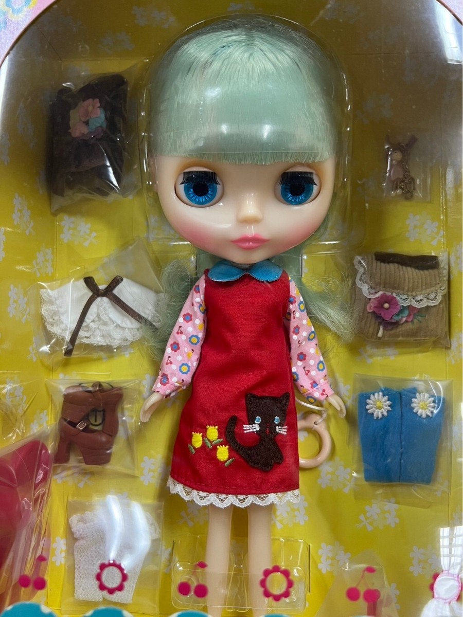 Sally Rice's Instagram, Twitter & Facebook on IDCrawl