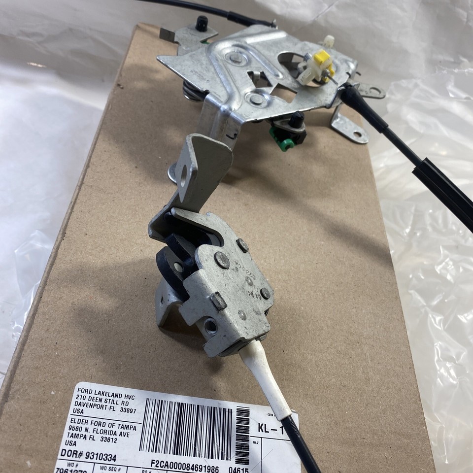 Genuine OEM Ford F-250 F-350 Rear Right Side Door Latch Lock Cable ...