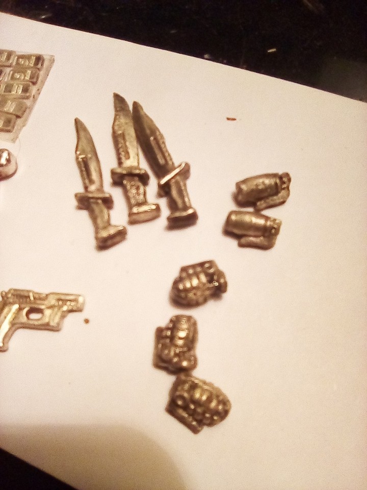 Hand Pour 999 silver miniatures.grain bars cross knives grenades guns ...